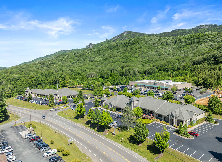 1,306 Sf Available | Grandfather Shops – C.F. Smith Property Group